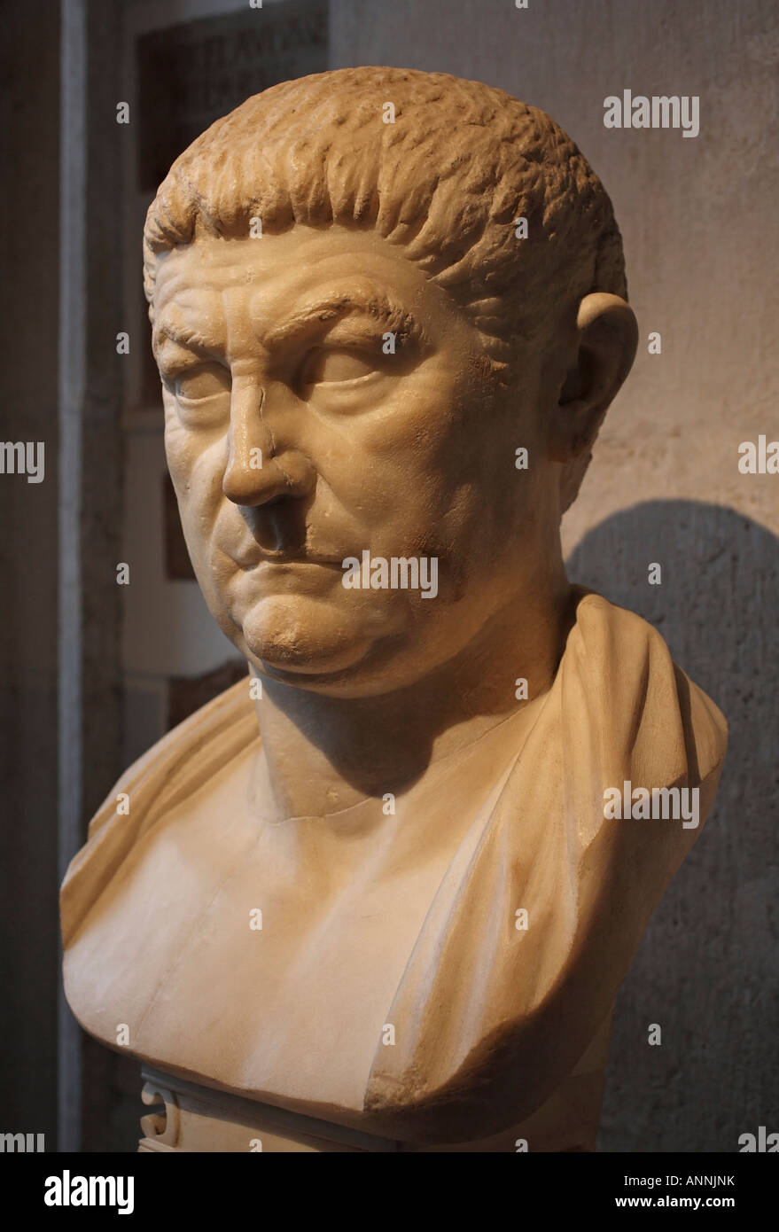 Hall of emperors capitoline museum hi-res stock photography and images ...