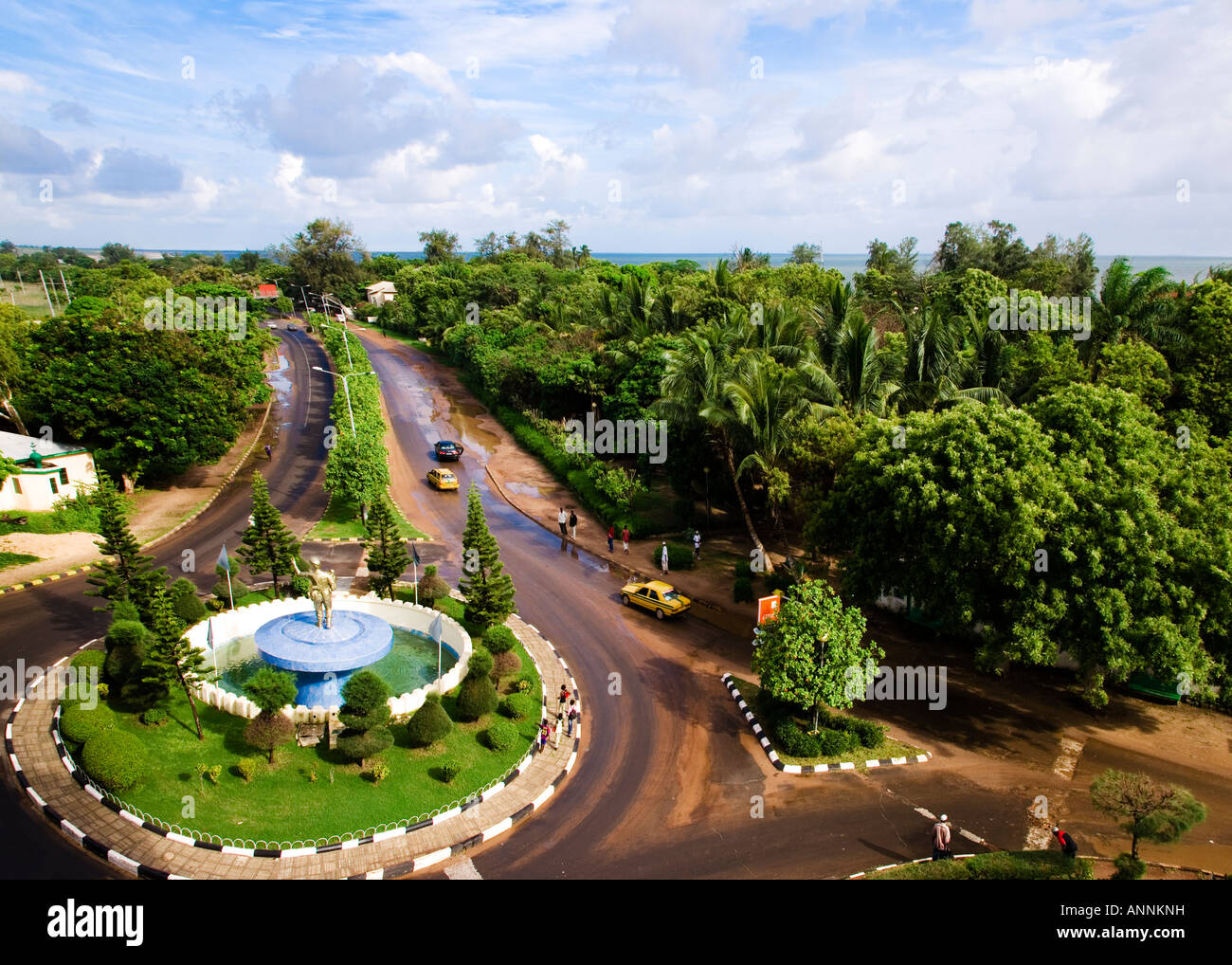 The view from Arch 22 leading to Independence Drive with the statue of ...