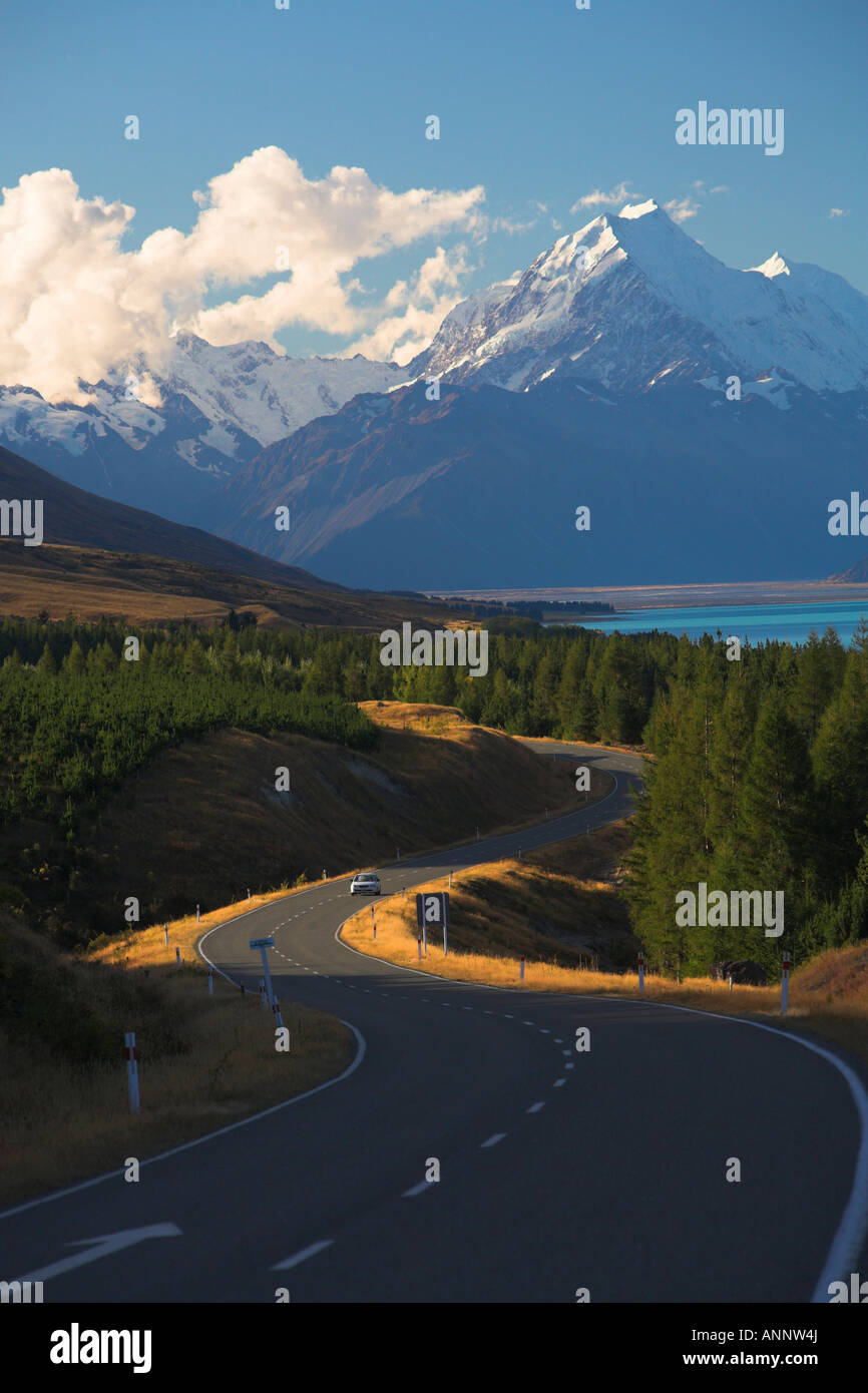 Mount Cook New Zealand s highest mountain The road to Mt Cook village ...