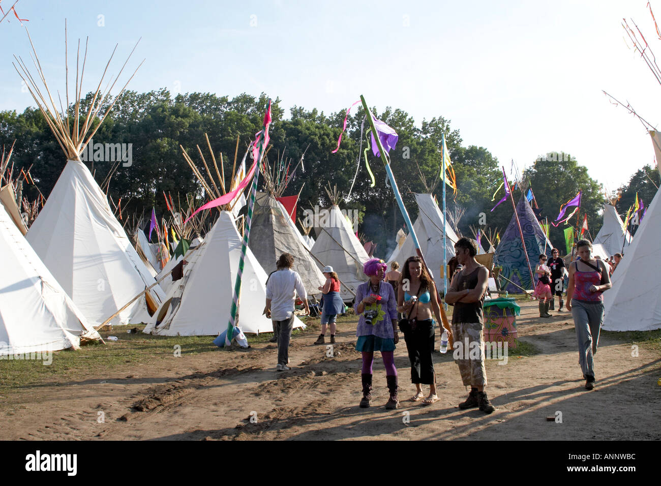 Tipi hi-res stock photography and images - Alamy