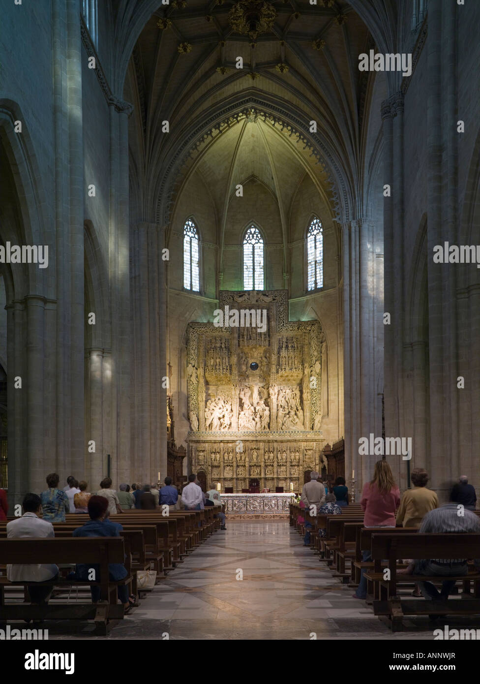 nave, Huesca Cathedral (Catedral de la Transfiguración del Señor ...