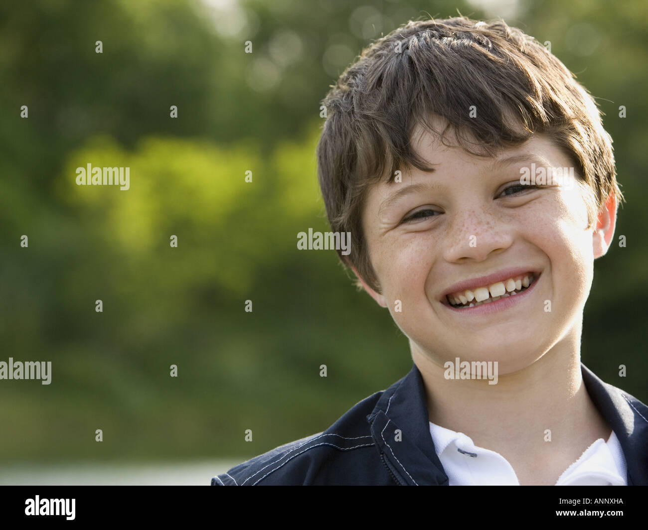 Portrait of a boy smiling Stock Photo - Alamy