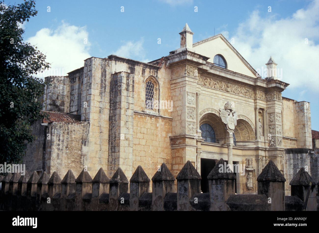 La catedral primada de américa hi-res stock photography and images - Alamy