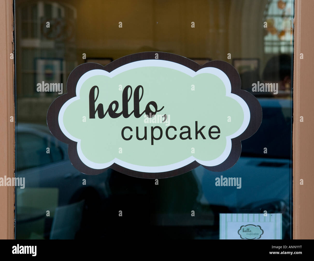 Hello Cupcake is a cupcake bakery in downtown Tacoma, Washington ...