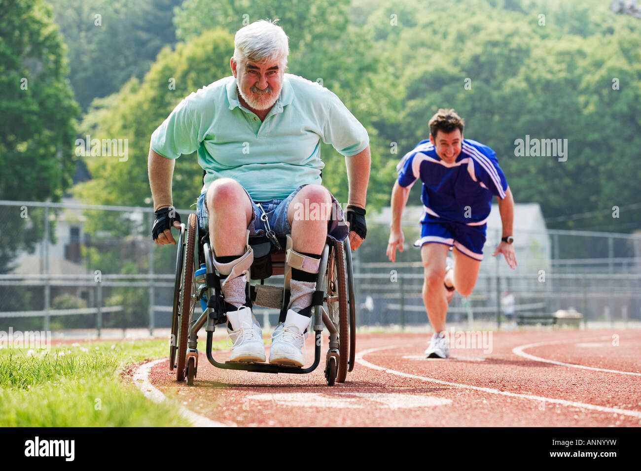 Racing wheel chairs hi-res stock photography and images - Alamy
