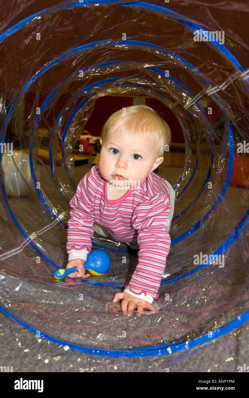 Crawling movement hi-res stock photography and images - Alamy
