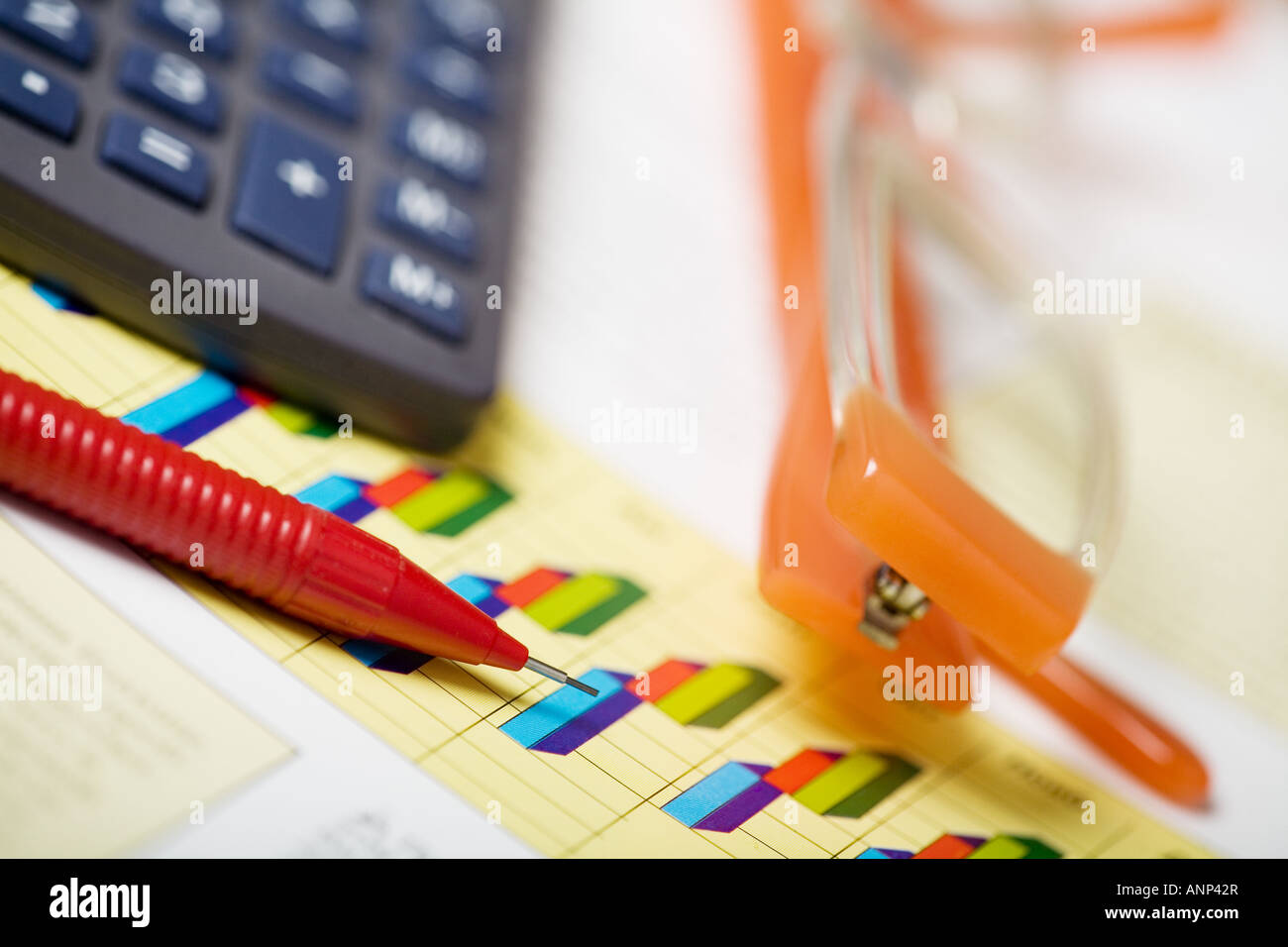 Financial chart glasses pen hi-res stock photography and images - Alamy