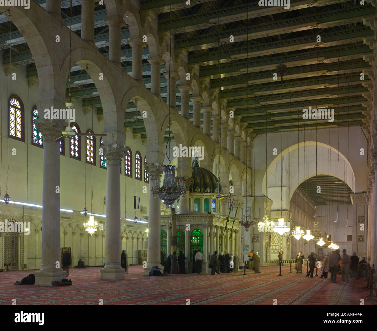 Umayyad mosque damascus interior hi-res stock photography and images ...