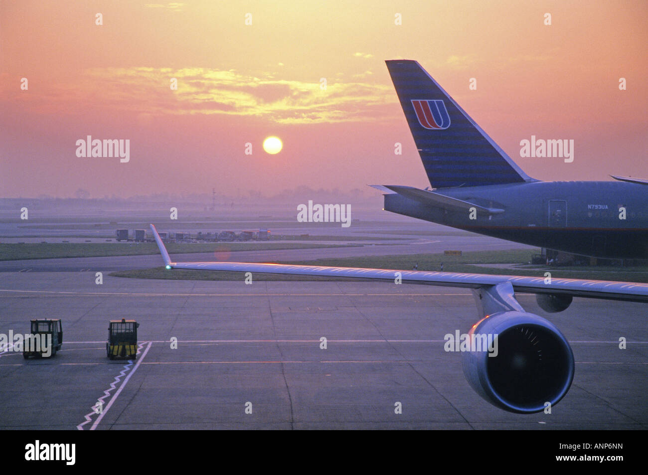 The Sunset at London Heathrow International Airport UK Stock Photo - Alamy