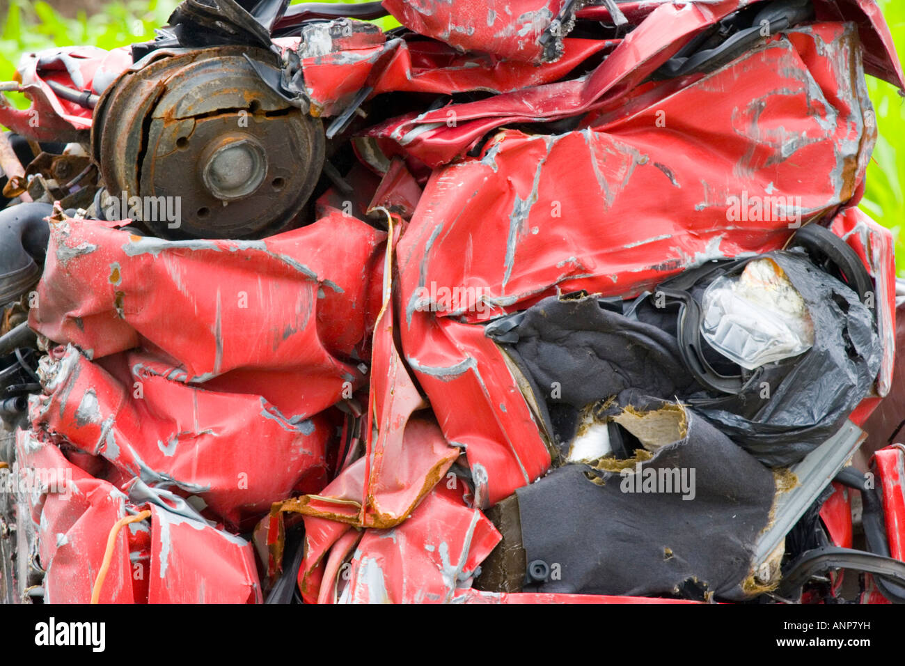 Cube of scrap metal car hi-res stock photography and images - Alamy