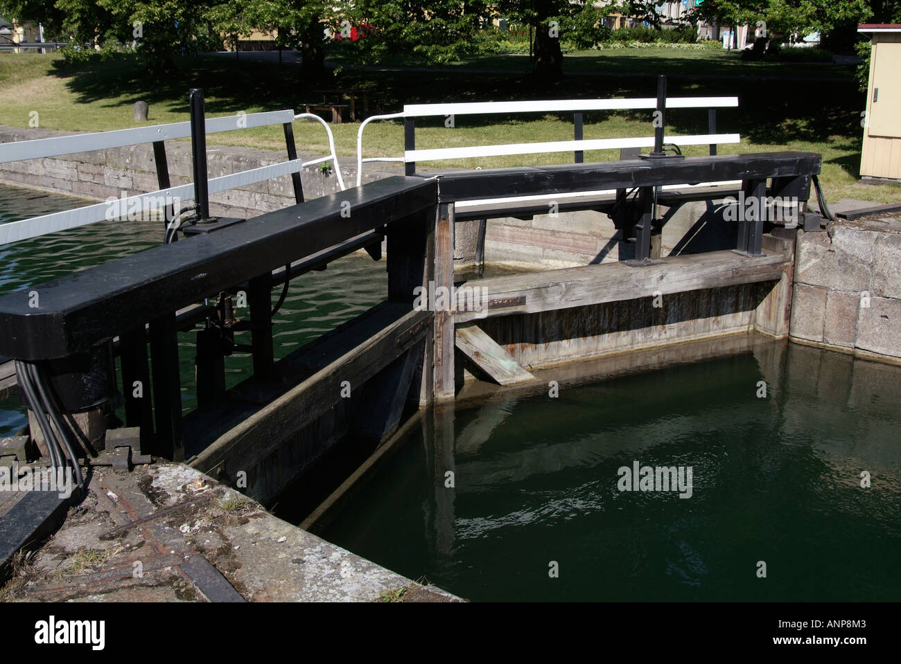 Lock gate canal vattern climb hi-res stock photography and images - Alamy