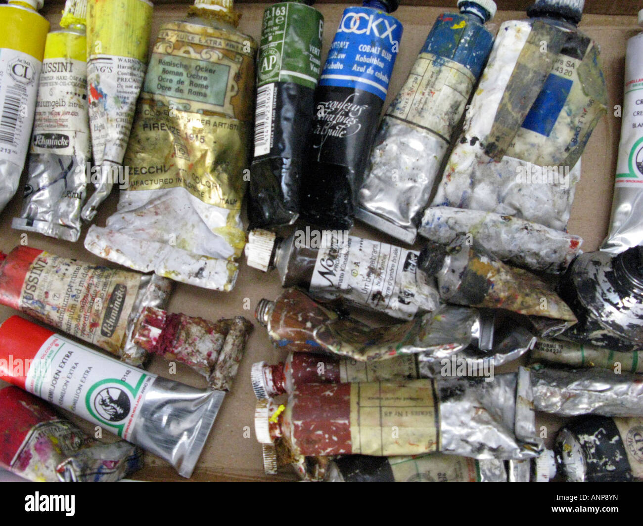 Artist's oil paint tubes Stock Photo - Alamy