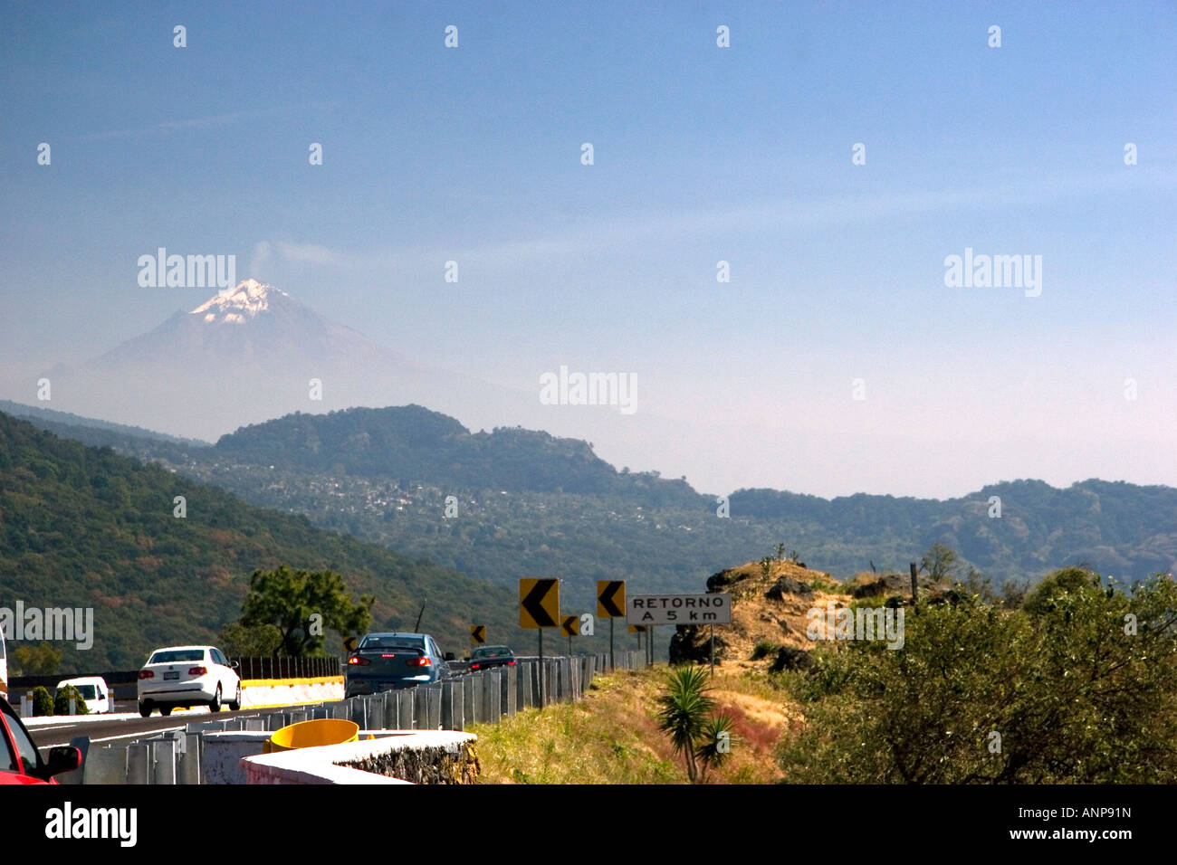 Mexican volcano hi-res stock photography and images - Alamy