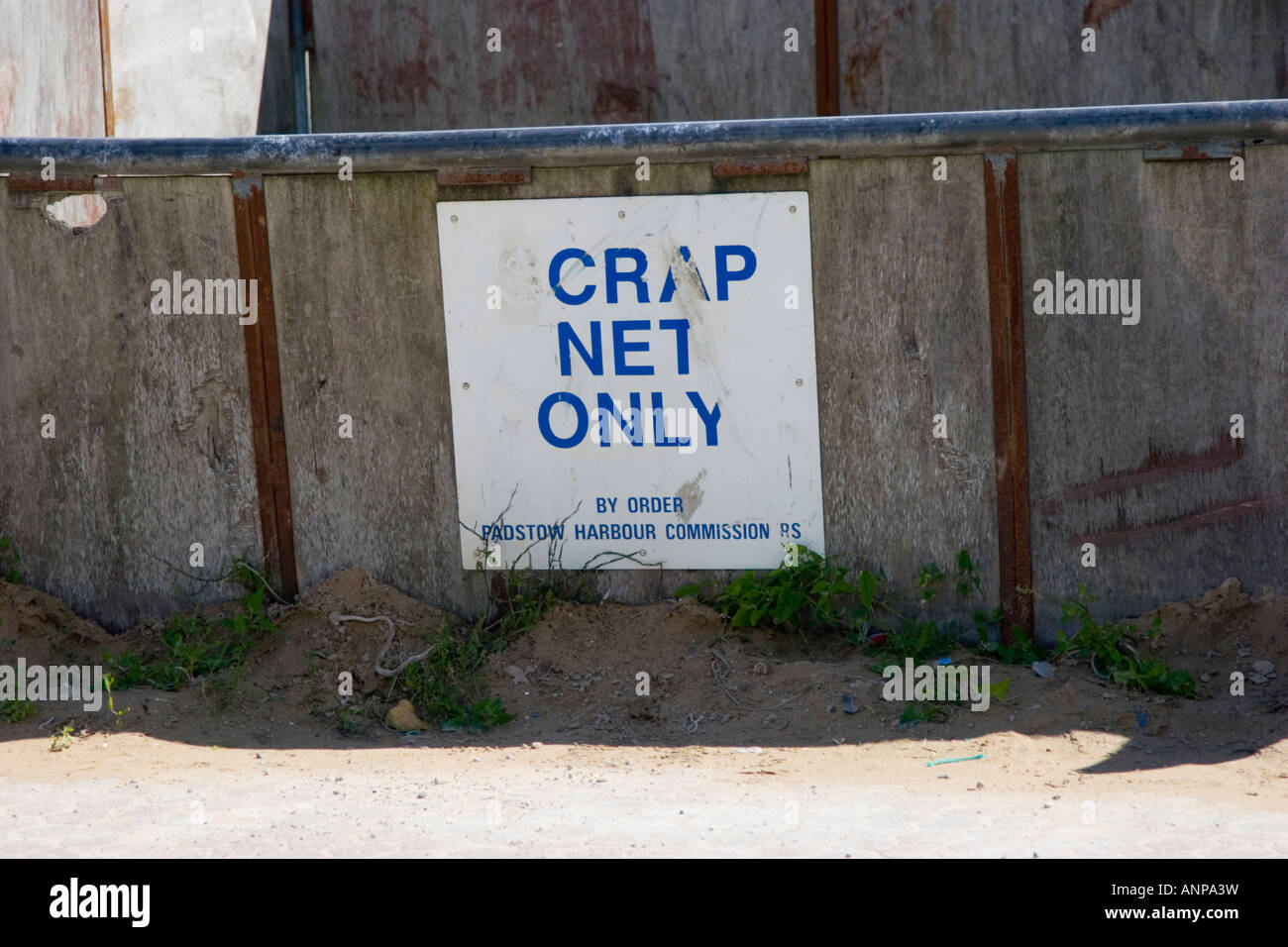 Funny notices hi-res stock photography and images - Alamy