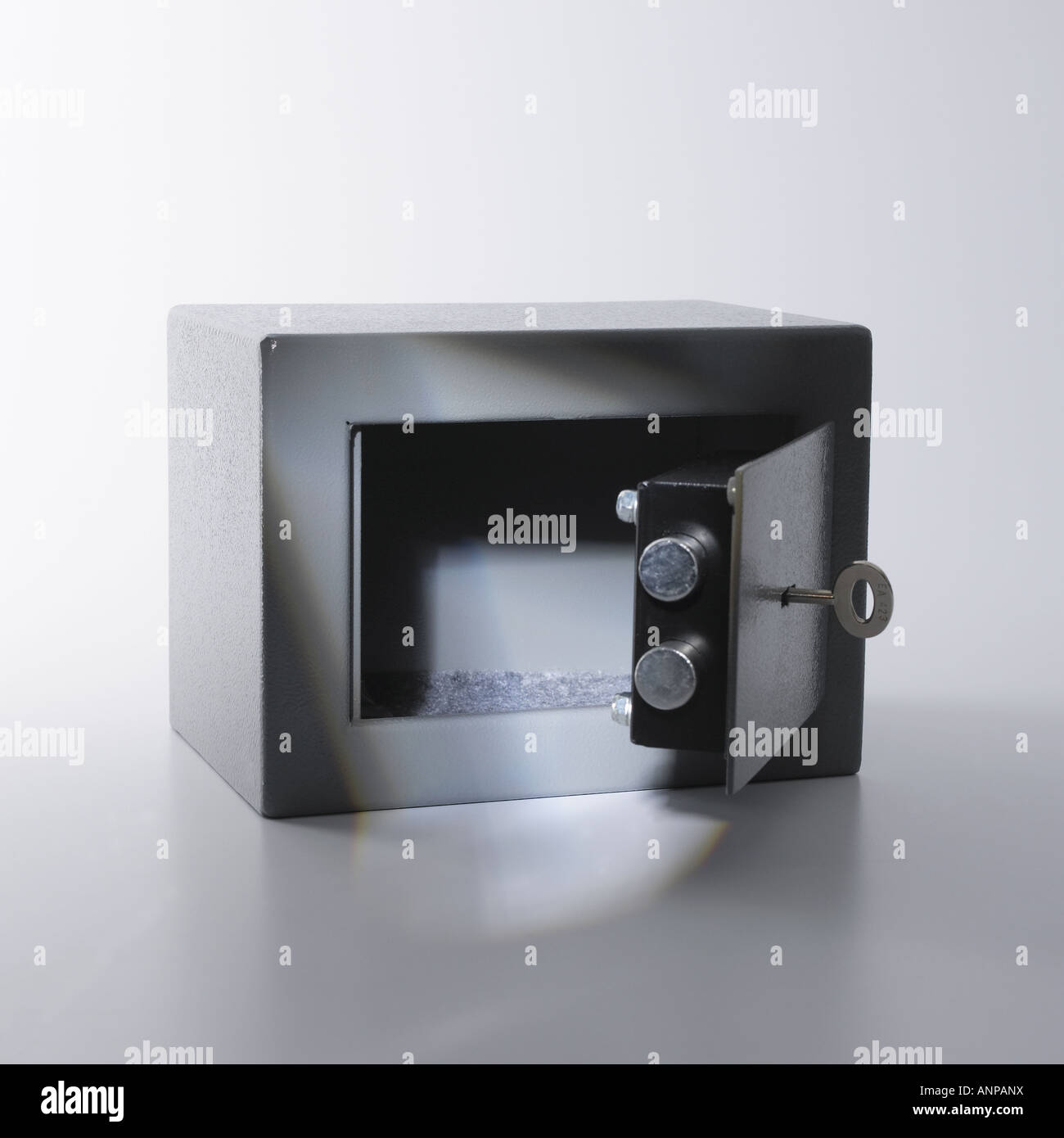 Federal bank vault hi-res stock photography and images - Alamy