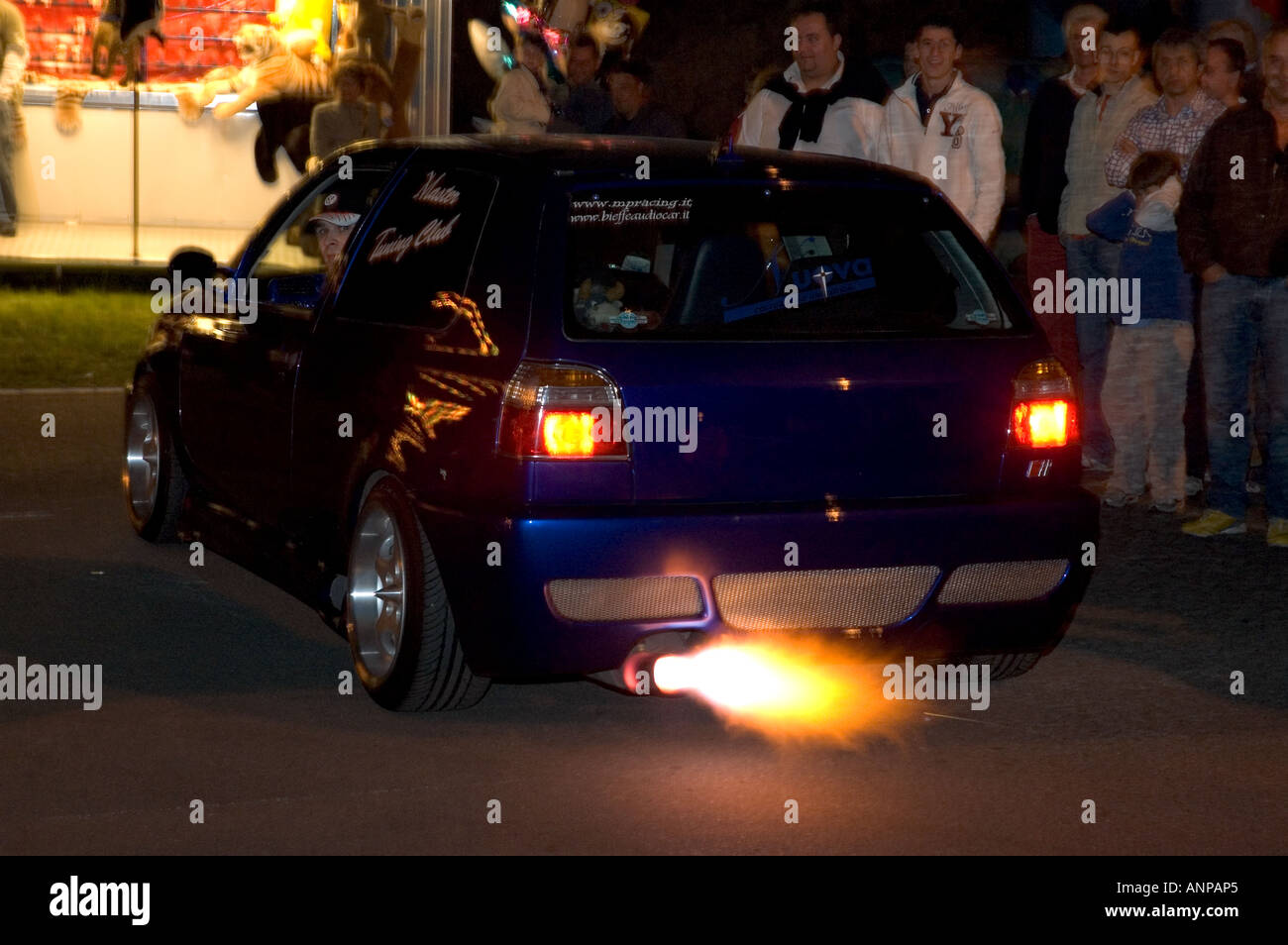 Tuning by night with flames competition from the muffler - Boario ...