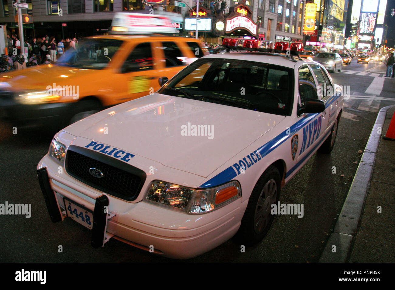 Nypd car yellow taxi cab hi-res stock photography and images - Alamy