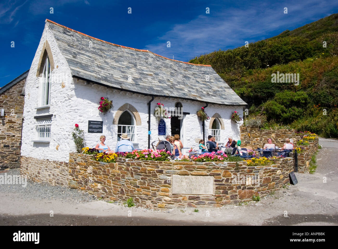 The Harbour Light tea shop in Boscastle Stock Photo - Alamy