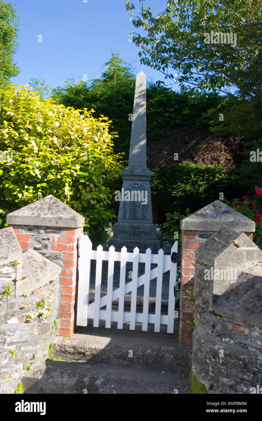 Shining memorial gate hi-res stock photography and images - Alamy