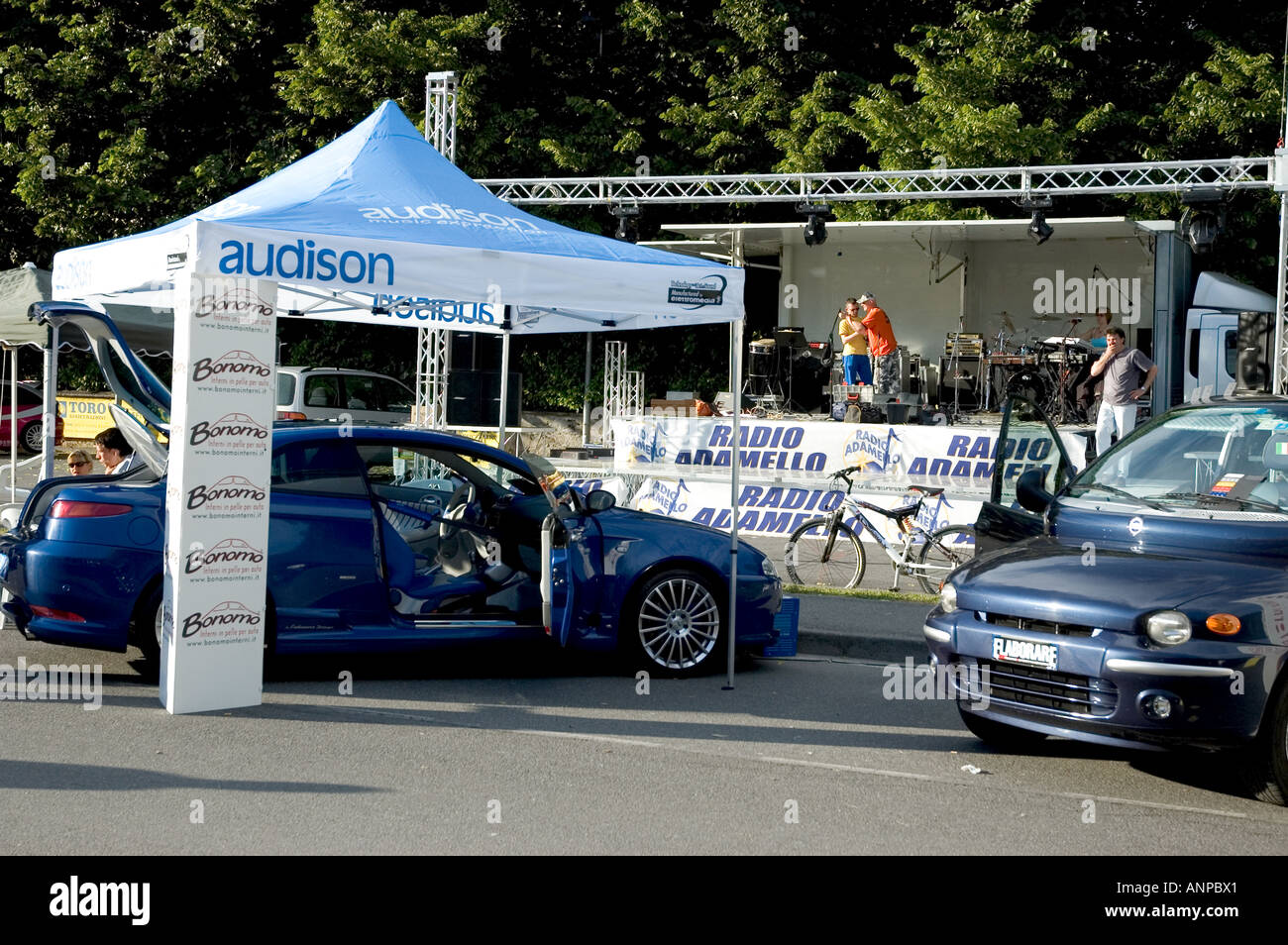 Car carburetter hi-res stock photography and images - Alamy