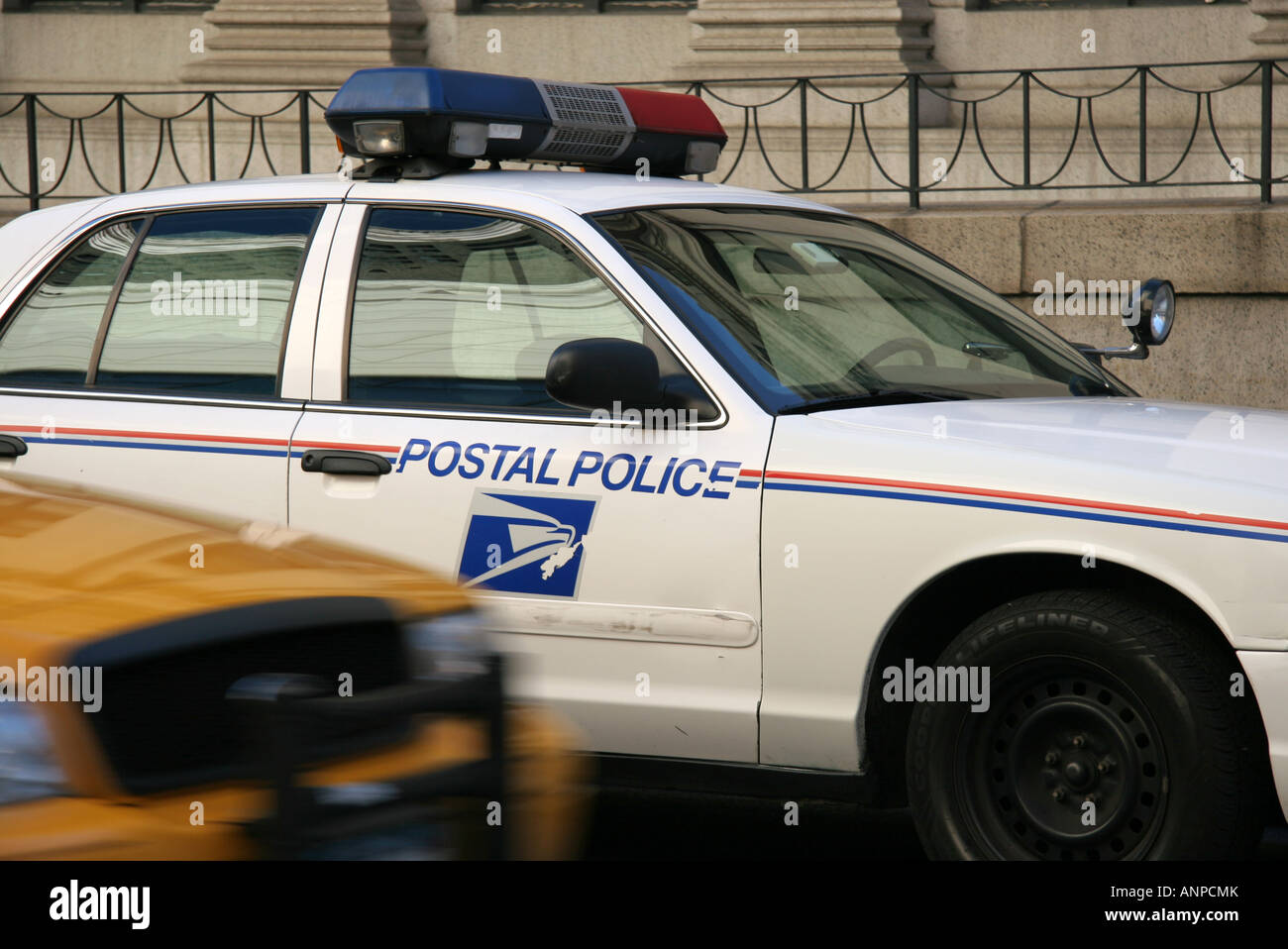 US Postal Police and New York Taxi Stock Photo - Alamy