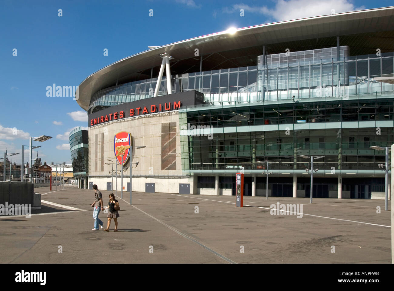Arsenal Gunners football club team badge & business logo shield & sign ...