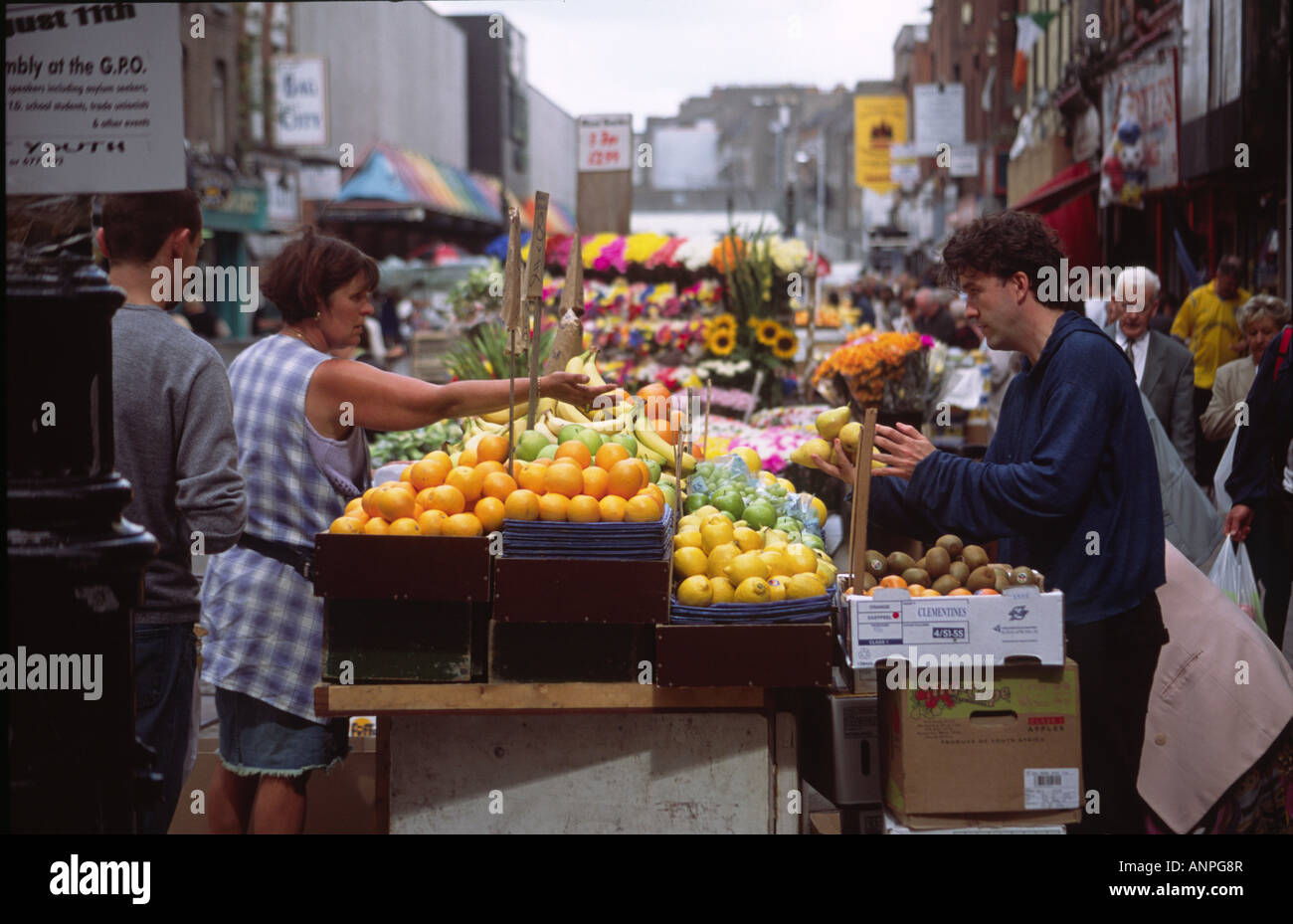 market on Moore Street in Dublin Ireland Stock Photo - Alamy
