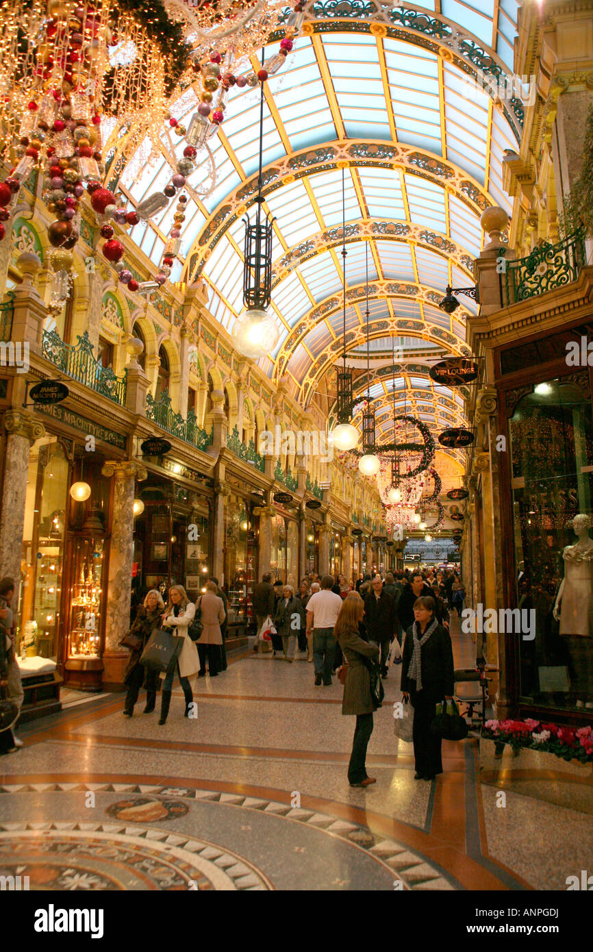 Christmas shopping at Victoria Quarter shopping centre, Leeds Stock ...