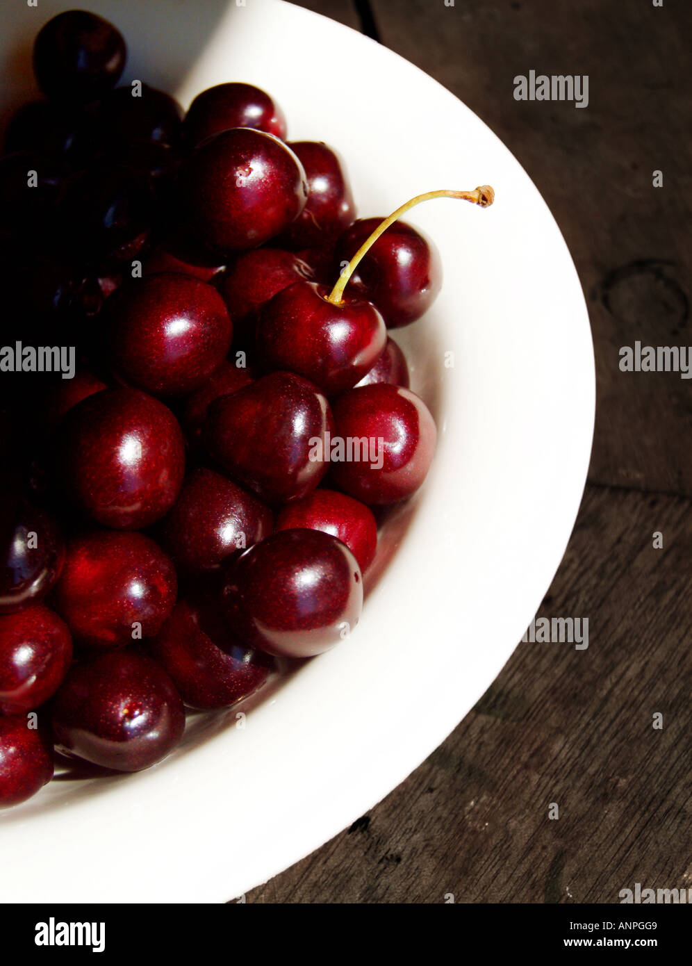 English cherries hi-res stock photography and images - Alamy