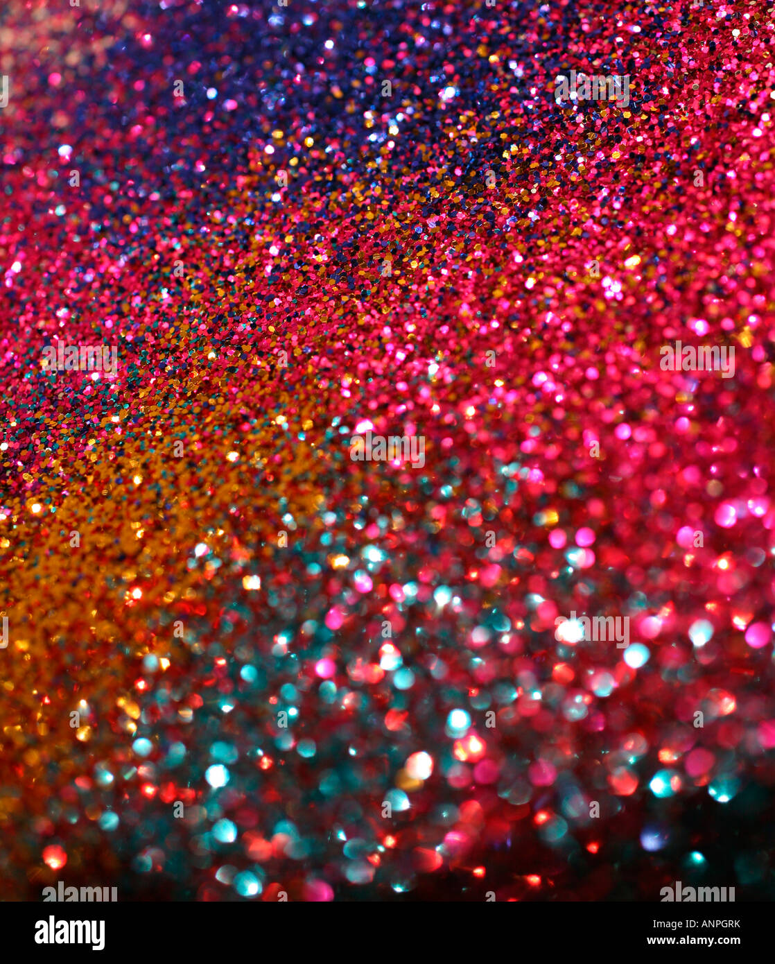 Gold glittering dress hi-res stock photography and images - Alamy