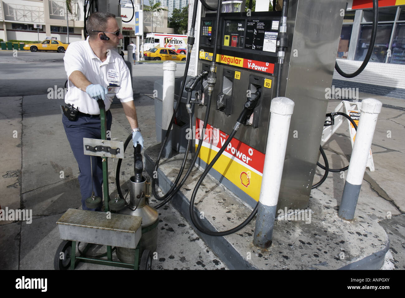 Underground gas tank hi-res stock photography and images - Alamy