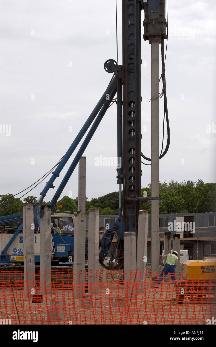 Pile driver england hi-res stock photography and images - Alamy