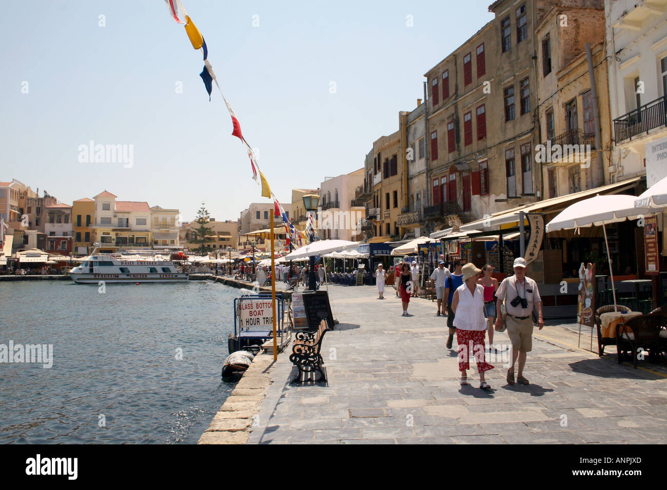THE HISTORIC HARBOUR AREA OF CHANIA. CRETE. GREEK ISLAND. EUROPE Stock ...