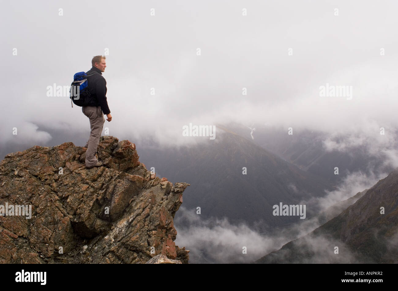 Mountain hiking new zealand hi-res stock photography and images - Alamy