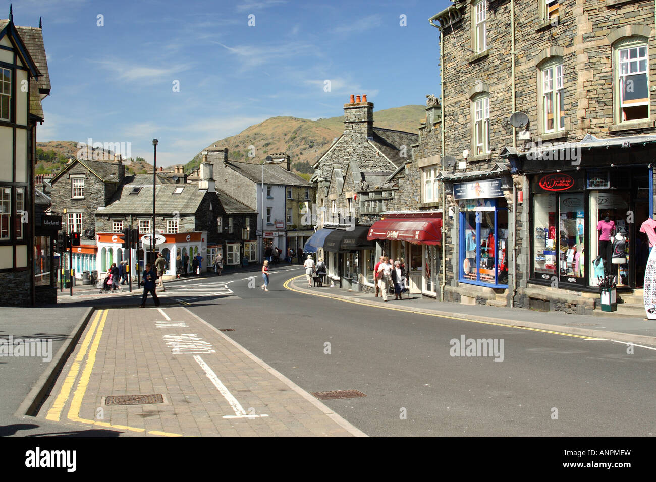 High street lake district hi-res stock photography and images - Alamy