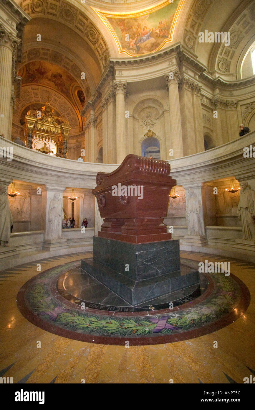 The tomb of Napoleon Bonaparte in the Hotel des Invalides Paris France Stock Photo - Alamy