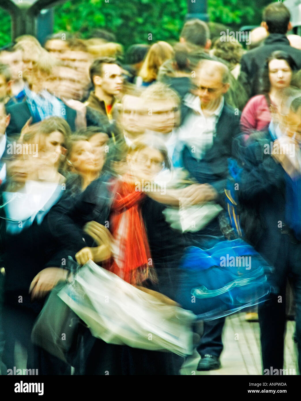 Early morning commuters rushing work hi-res stock photography and ...