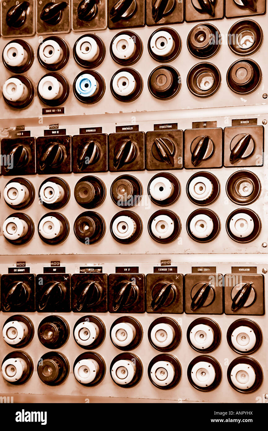 Amp fuses hi-res stock photography and images - Alamy