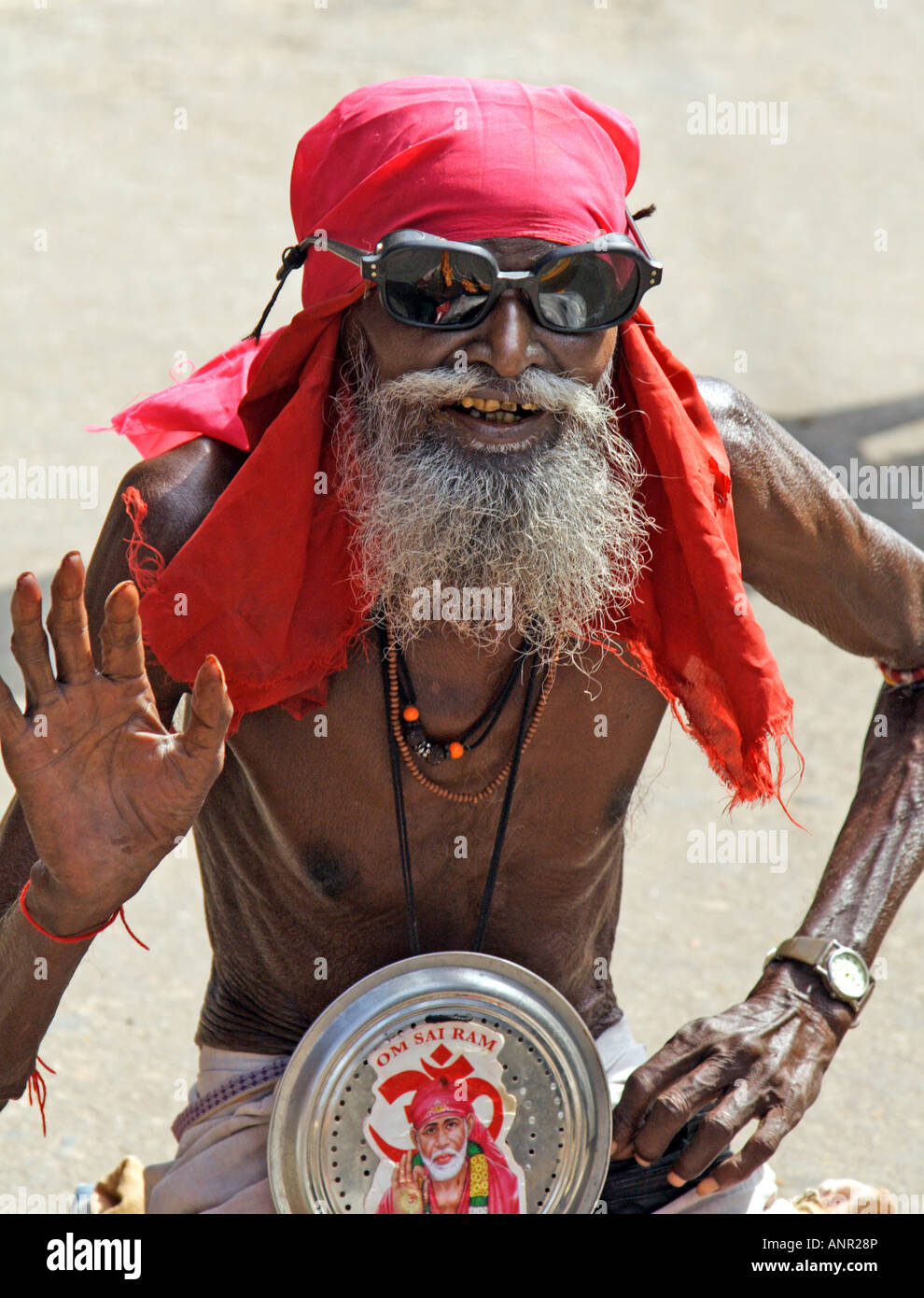Indian old sadhu baba hi-res stock photography and images - Alamy