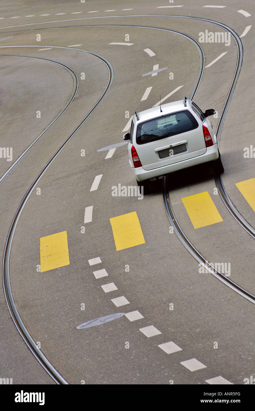 Speed graphic hi-res stock photography and images - Alamy