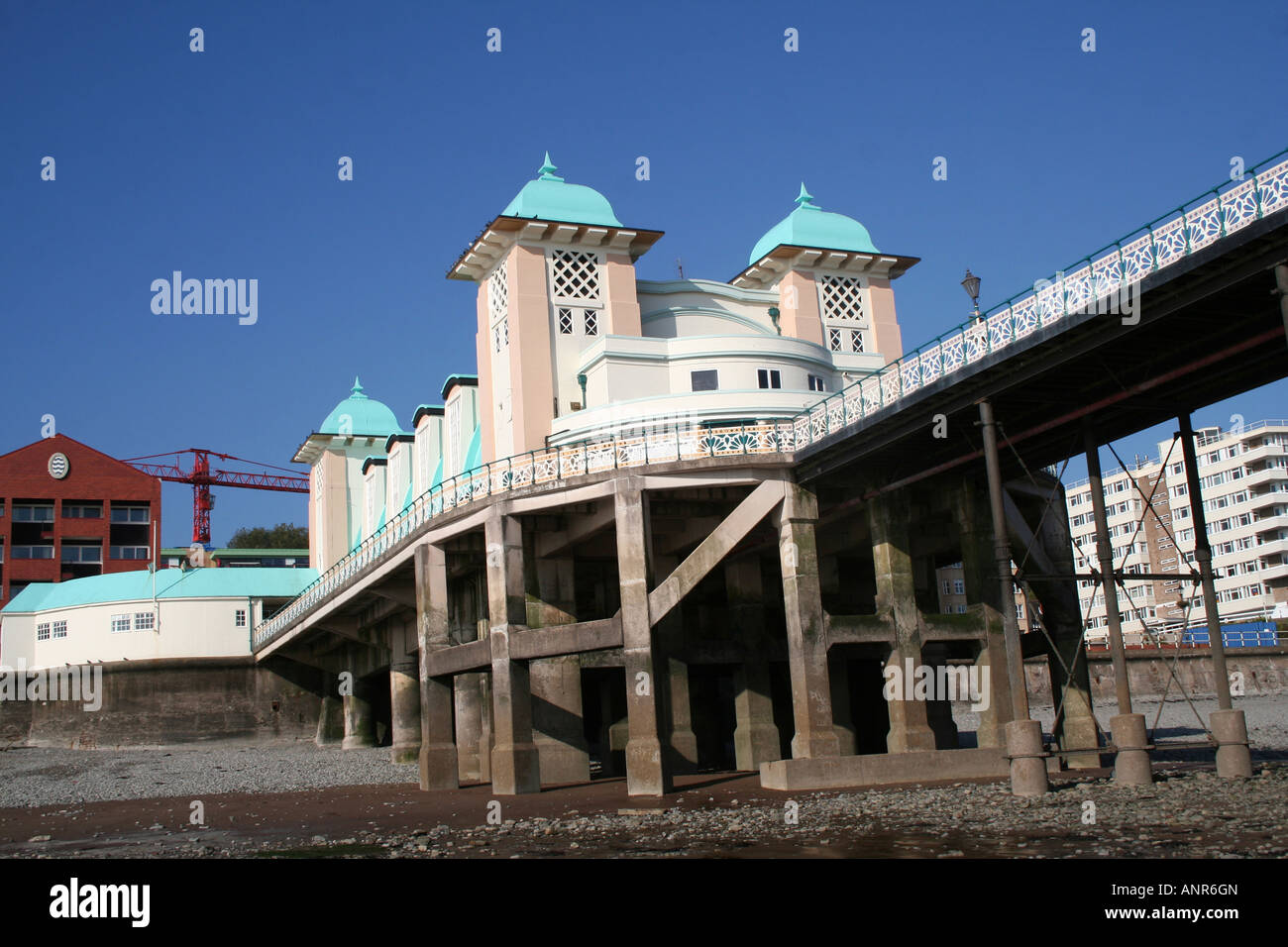 Penarth beach pier hi-res stock photography and images - Alamy