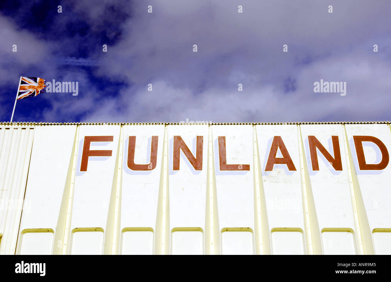 Southport funland arcade hi-res stock photography and images - Alamy