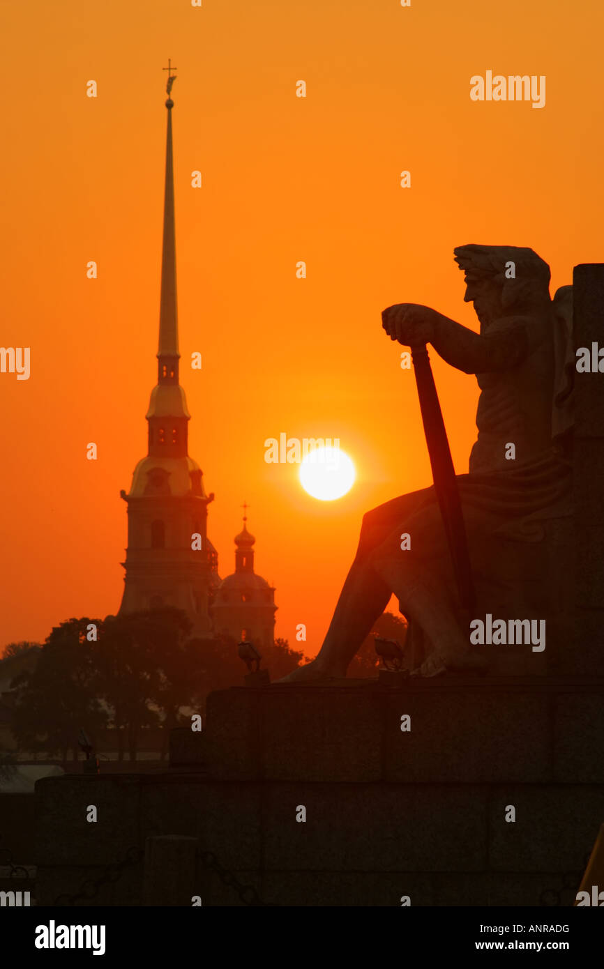 The statues at the base of the Rostral Columns and spire SS Peter and ...