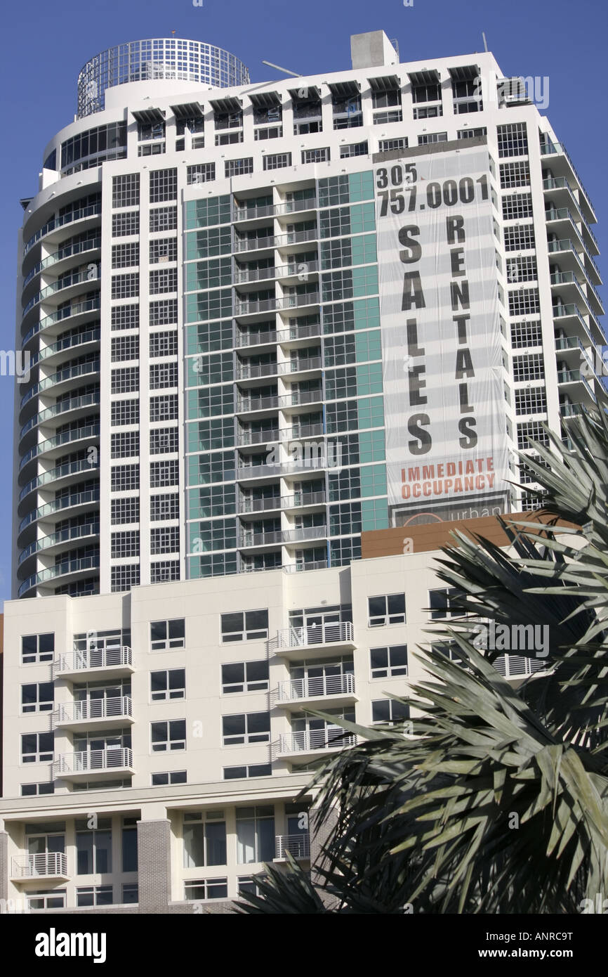 Miami Florida,high rise skyscraper skyscrapers building buildings ...