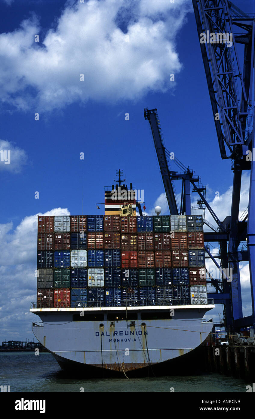 Container ship 'Dal Reunion' at Languard terminal at the port of ...