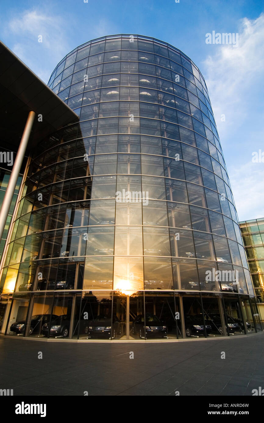 Motorcar production hi-res stock photography and images - Alamy