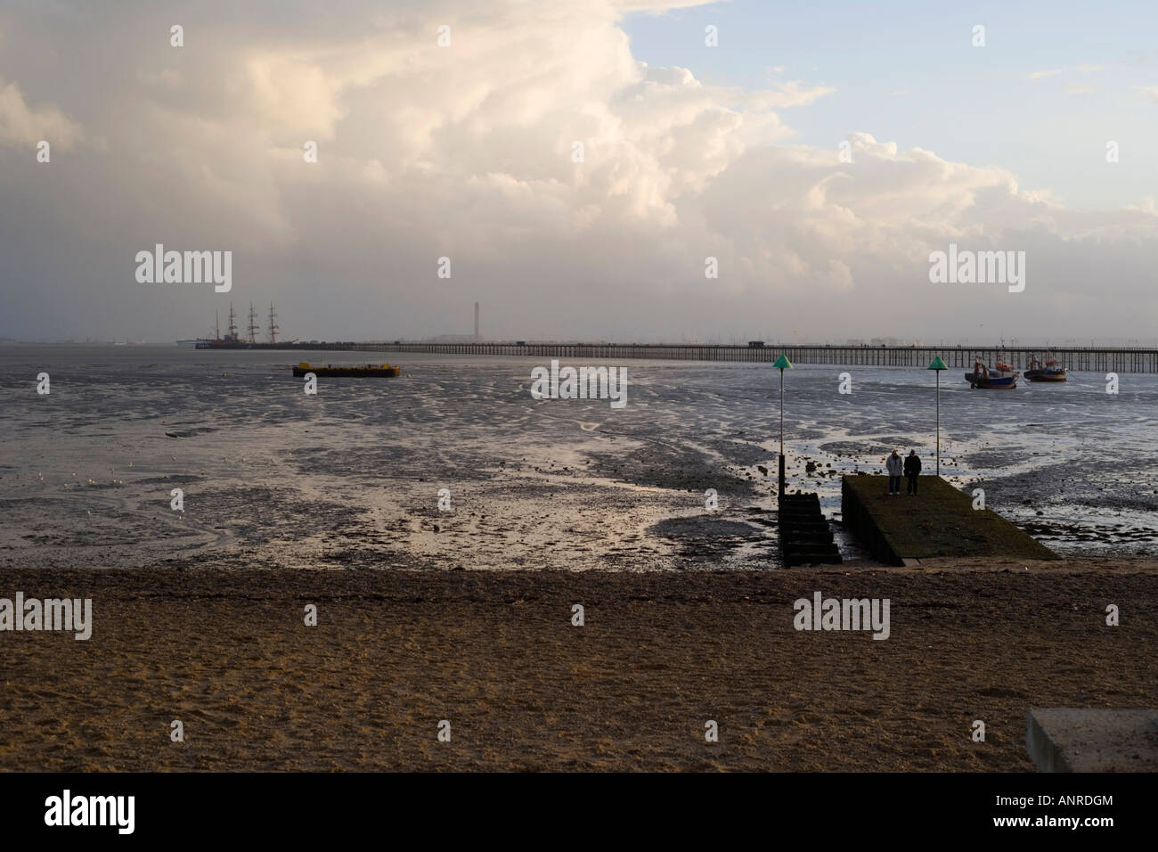 Southend on sea seaside resort hi-res stock photography and images - Alamy