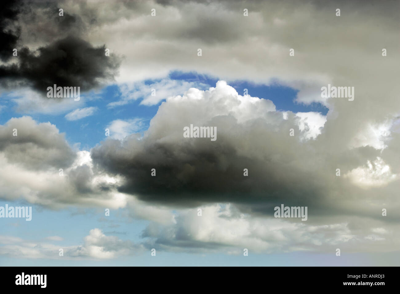 COMMON NAMEL: Clouds Stock Photo - Alamy