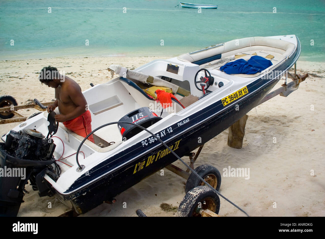 Engine check boat hi-res stock photography and images - Alamy