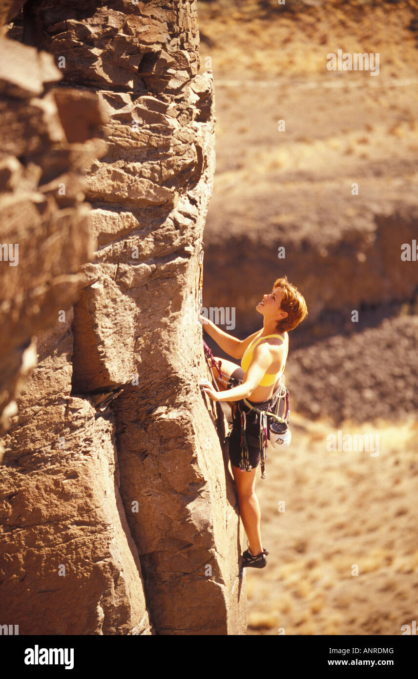 Chock rock hi-res stock photography and images - Alamy